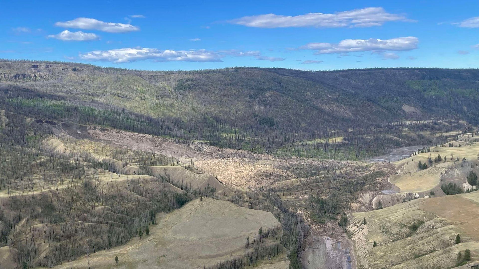 Landslide blocking B.C. river could give way within 48 hours