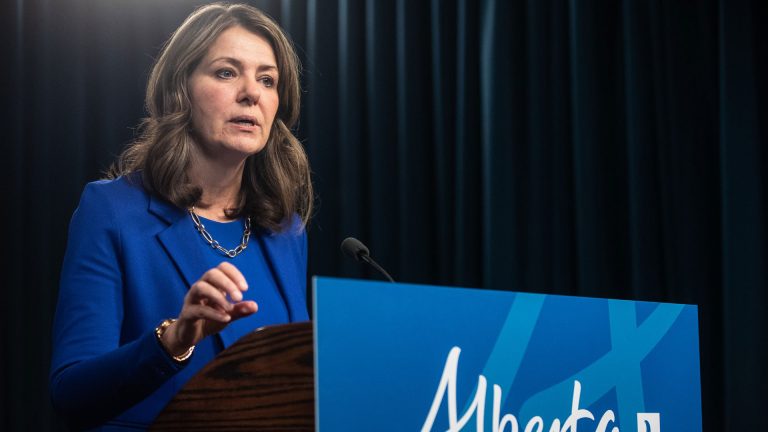Alberta pushing ahead with referendum question on separation
